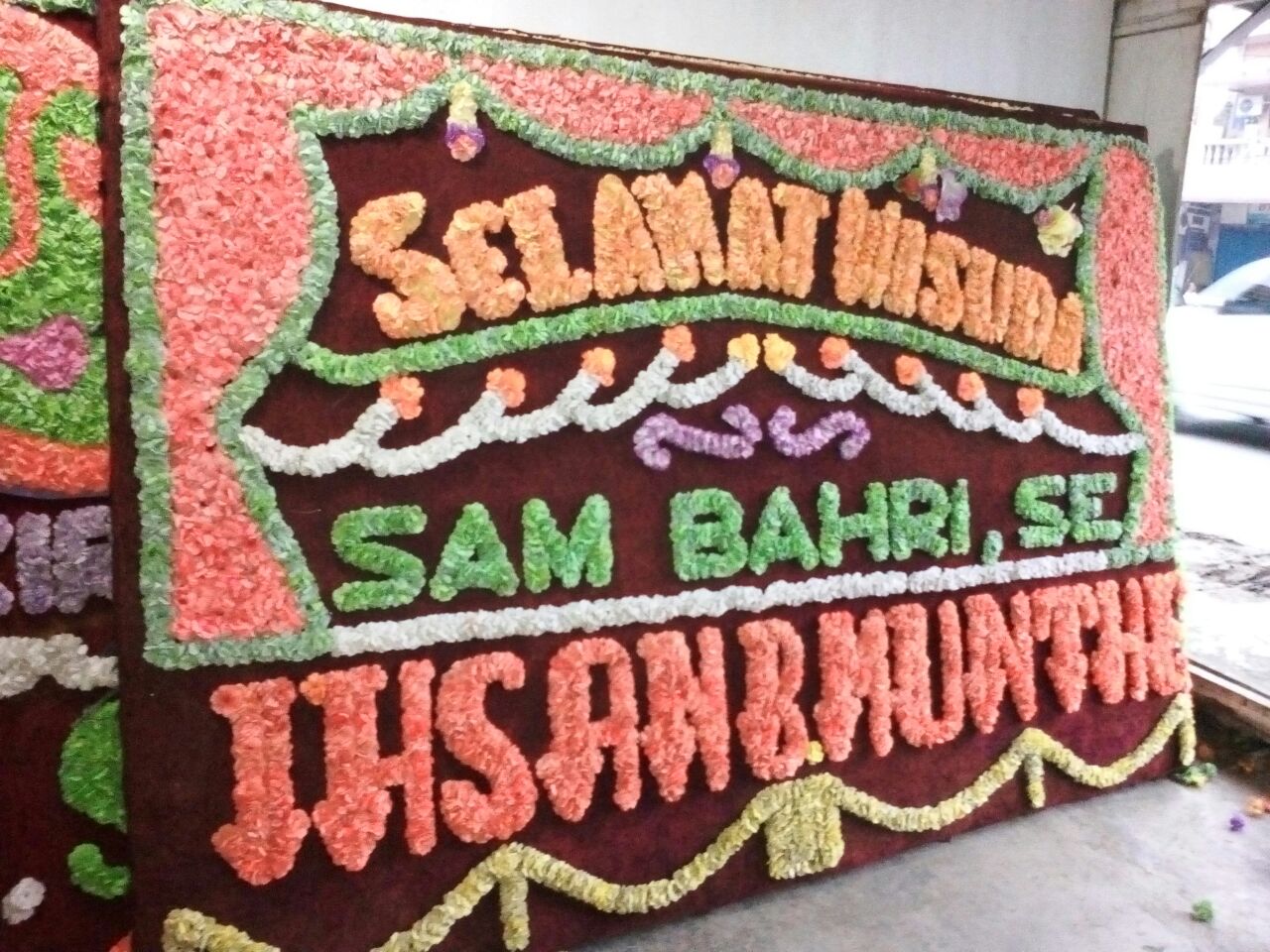 Papan Bunga Demang Lebar Daun | Tel 0822 1004 5913 Rafa Florist